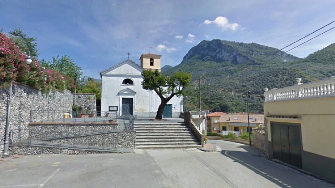 Chiesa di San Lorenzo, Musei e Architettura a Giffoni Valle Piana ...